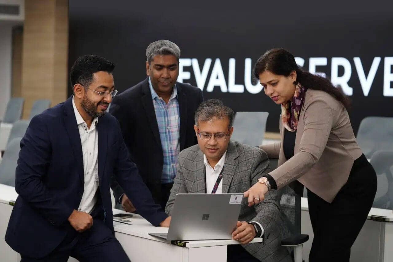 Evalueserve | Analytics and Domain-Specific AI Solutions